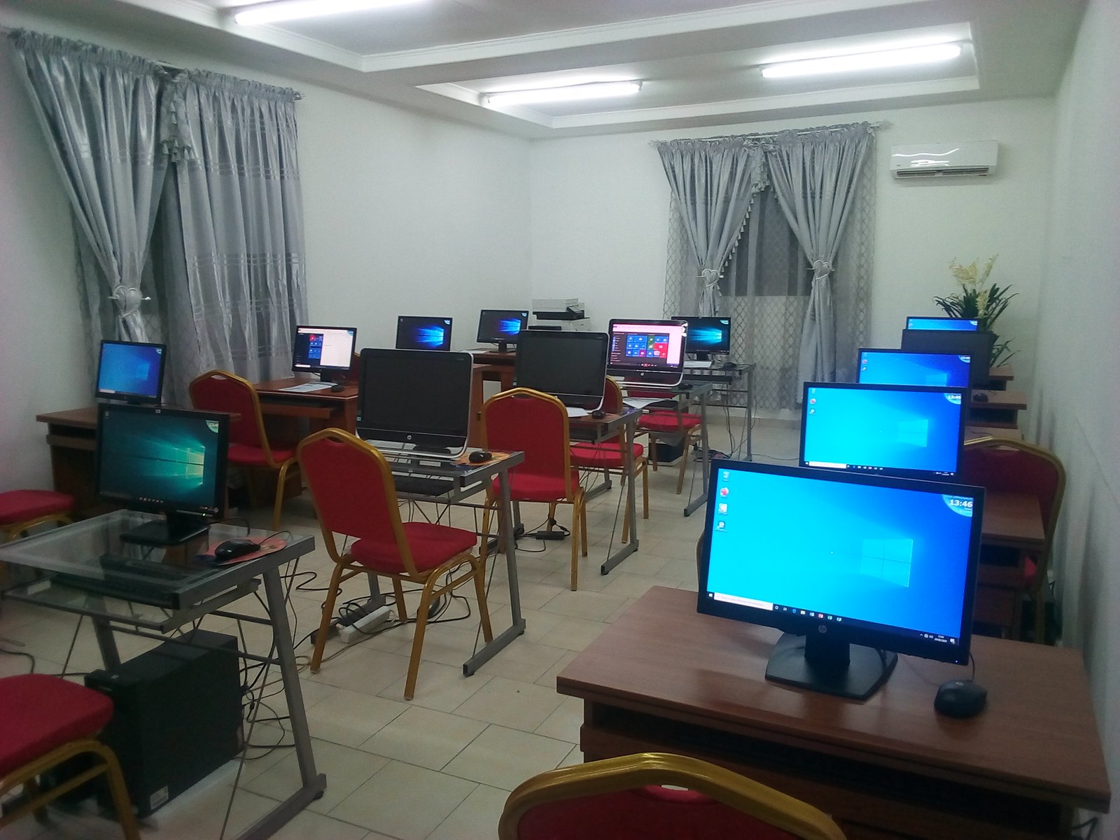 PDG: INAUGURATION DE LA SALLE MULTIMÉDIA DU CENTRE D'APPRENTISSAGE DE ...